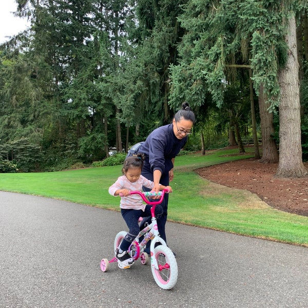Photos at Robinswood Park - Park in Bellevue
