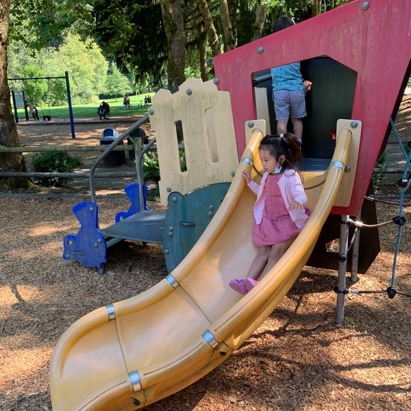 Photos at Robinswood Park - Park in Bellevue