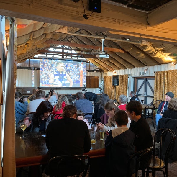 Old Canberra Inn - 6 tips from 169 visitors