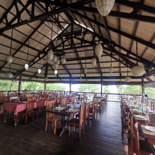 Palawan Badjao Restaurant
