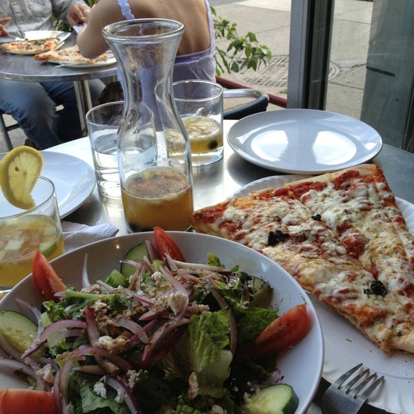 King Slice - Pizza Place