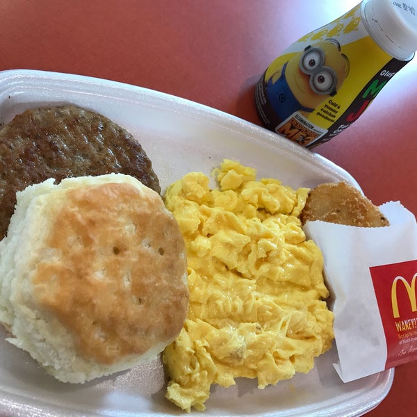 McDonald's - Fast Food Restaurant in Maynard