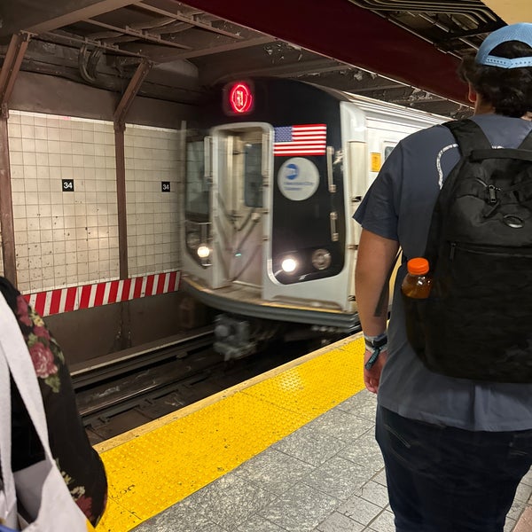 Photos at MTA Subway - 34th St/Herald Sq (B/D/F/M/N/Q/R/W) - Metro ...