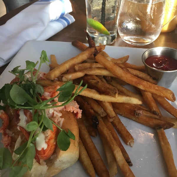 Dish Bar & Grill - Downtown Hartford - Hartford, CT