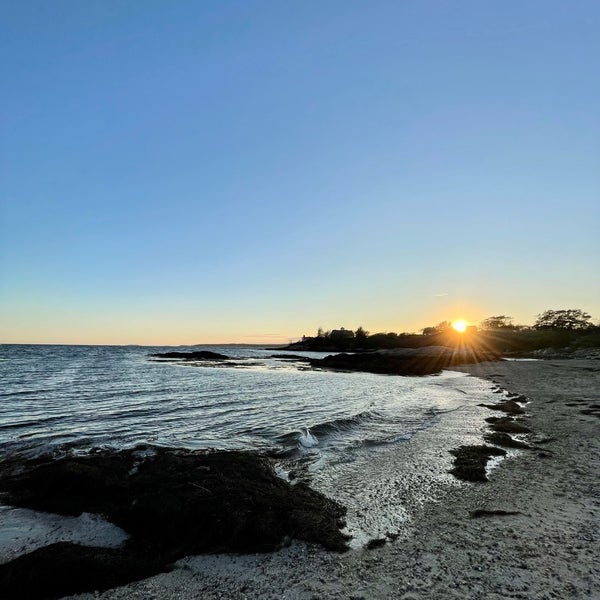 Hendricks Head Beach - Beach in Southport