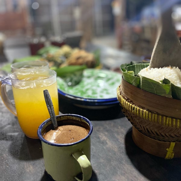 Kandang Ingkung Resto & Kopi - RT.01, RW.27, Jitengan, Balecatur, Kec ...