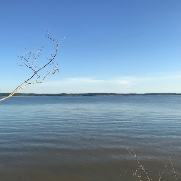 Clinton Lake Overlook Park - 872 N 1402 Rd