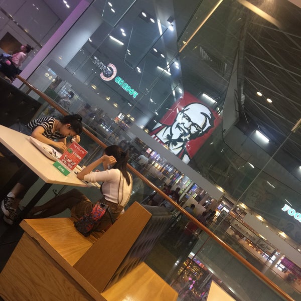 KFC Bitexco - Fast Food Restaurant