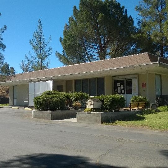 County of Los Angeles Animal Care & Control Center No 6 - Castaic, CA