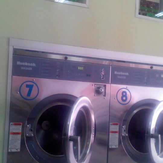 Dobi Air Terjun 24 Jam Layan Diri - Laundromat