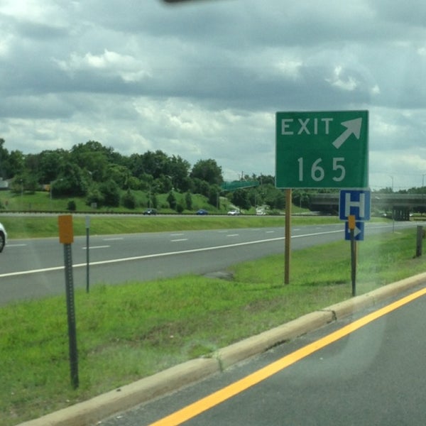 Garden State Parkway Exit 165 - Road in Paramus