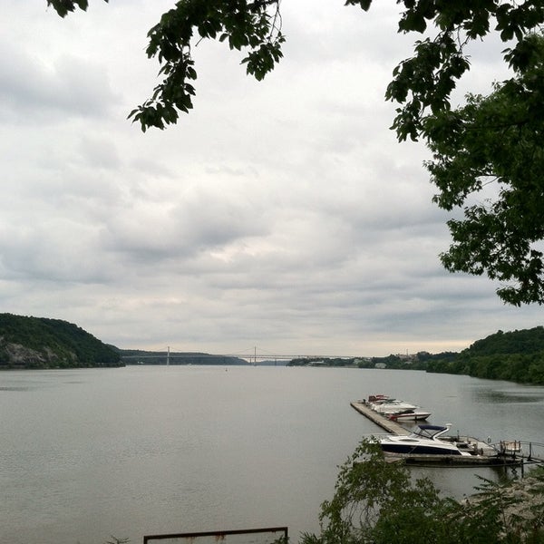 Pirate Canoe Club - Bar in Poughkeepsie