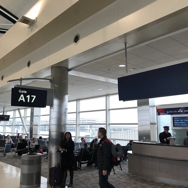 Gate A17 - Airport Gate