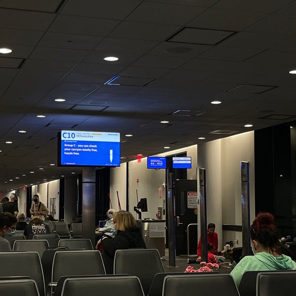 Gate C10 - 2 tips from 524 visitors