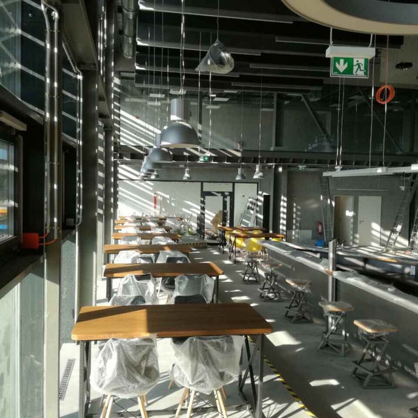 Hurricane Factory Berlin - Theme Park Ride / Attraction