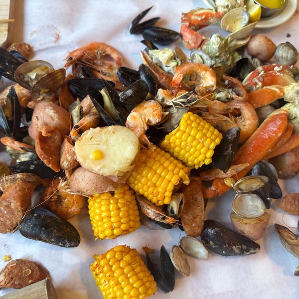 Photos at The Crab Pot - Seafood Restaurant in Seattle