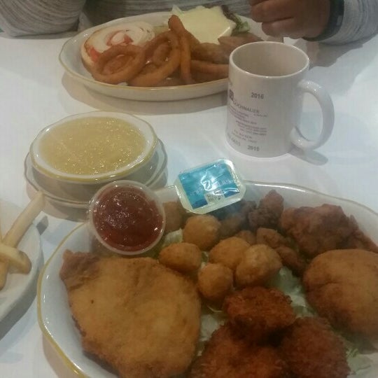 Photos at Alice's Diner & Family Restaurant - Diner