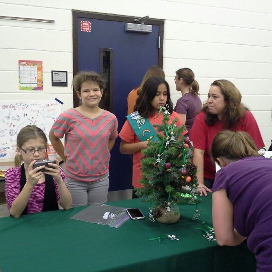Pond Springs Elementary - Elementary School in Austin