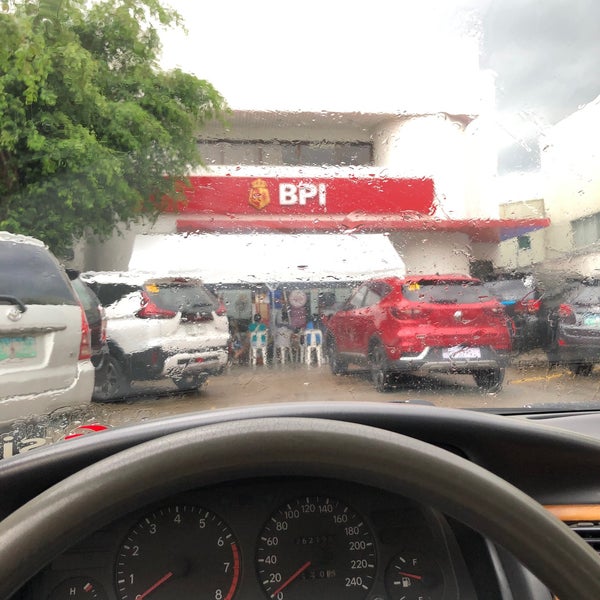 Bank of the Philippine Islands (BPI) - MacArthur Hwy