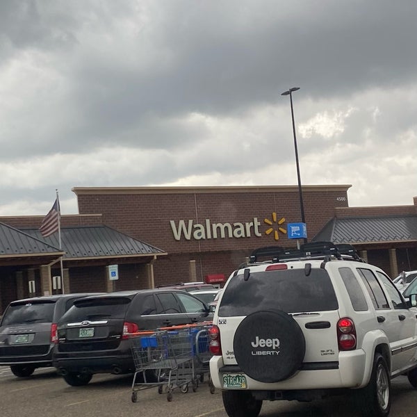 Walmart Supercenter - 13 tips from 1436 visitors