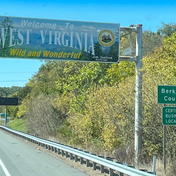 Photos at Maryland / West Virginia State Border - Interstate 81
