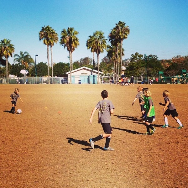 Fotos en Leo Mullen Field - Campo de béisbol