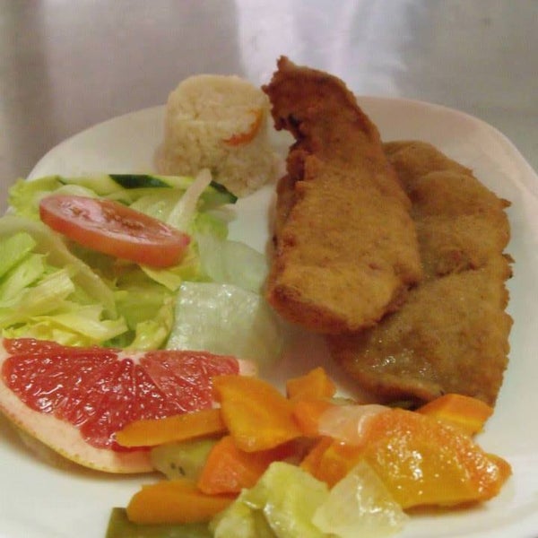 Mariscos "El Barco De Su Amigo Hilario" - Seafood Restaurant