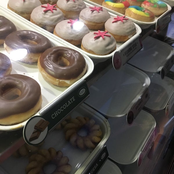 Krispy Kreme Home Price - Blvd. Manuel Ávila Camacho No. 3228