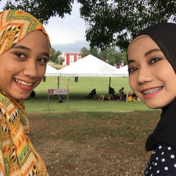 Photos at Padang Ragbi B UPM - UPM