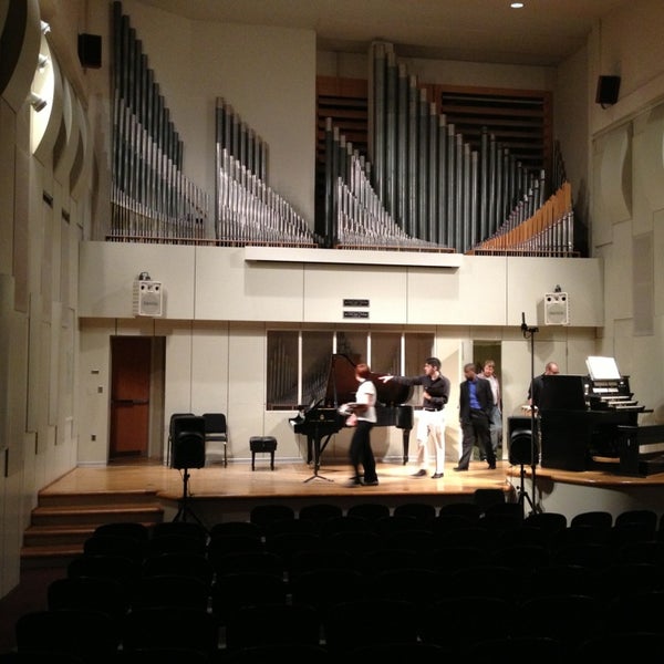 Corbett Center for the Performing Arts - CUF - 0 tavsiye