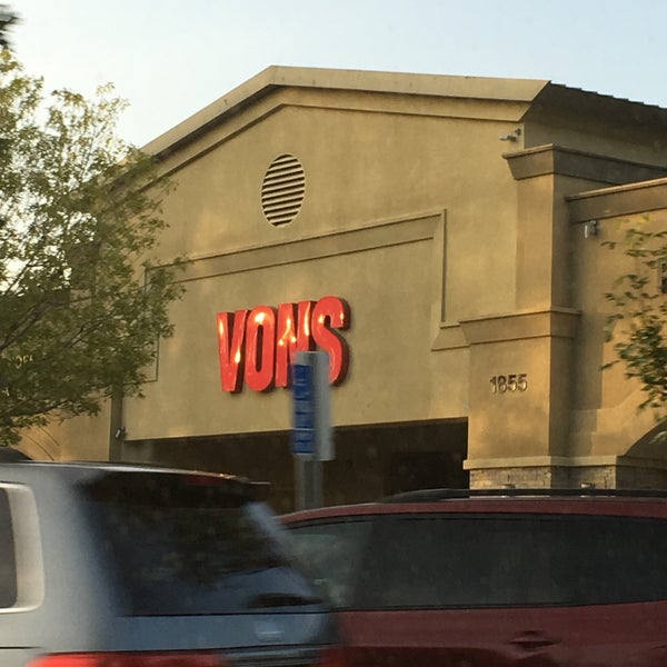 VONS - 4 tips from 636 visitors