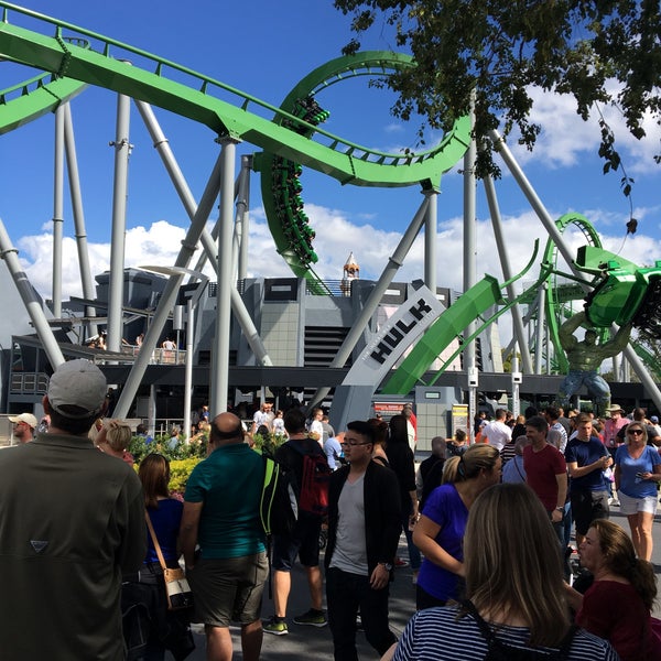 Hulk Elevator - Amusement Park in Orlando