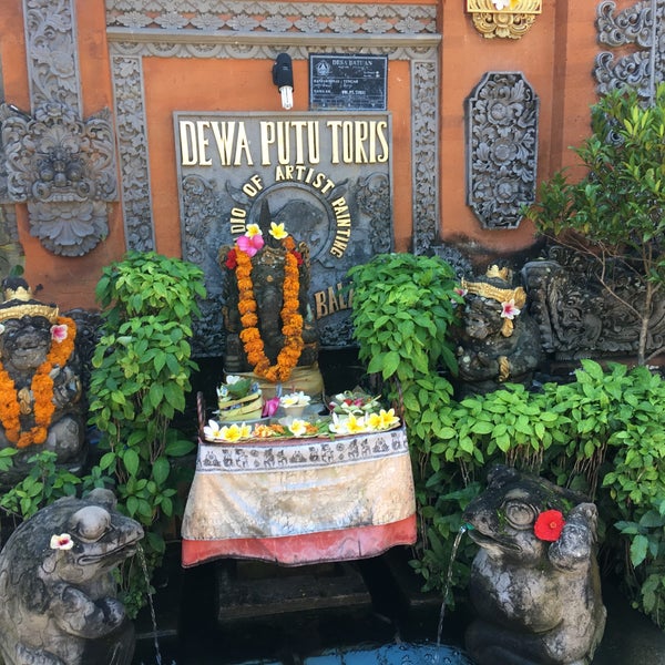 Photos at Dewa Putu Toris gallery - 7 tips