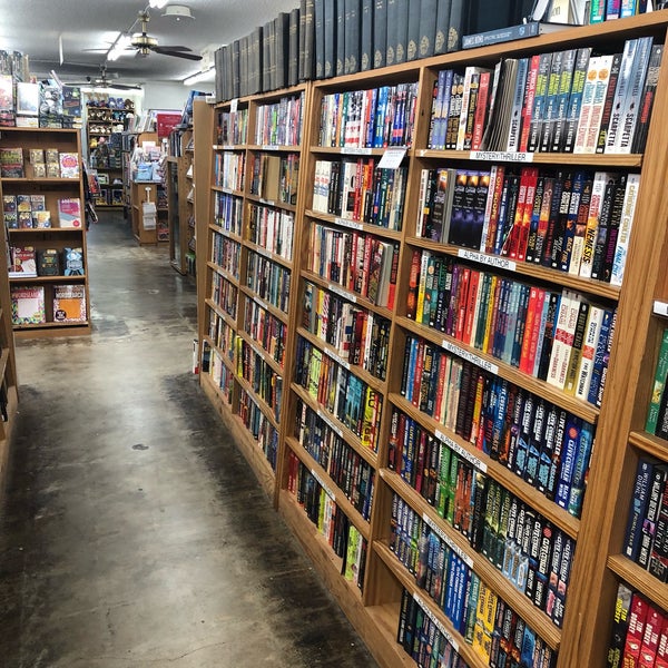 Half Price Books - 22 tips from 1666 visitors