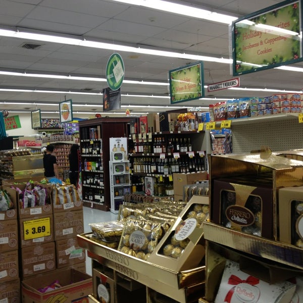 Photos at Payless Supermarket - 9 tips