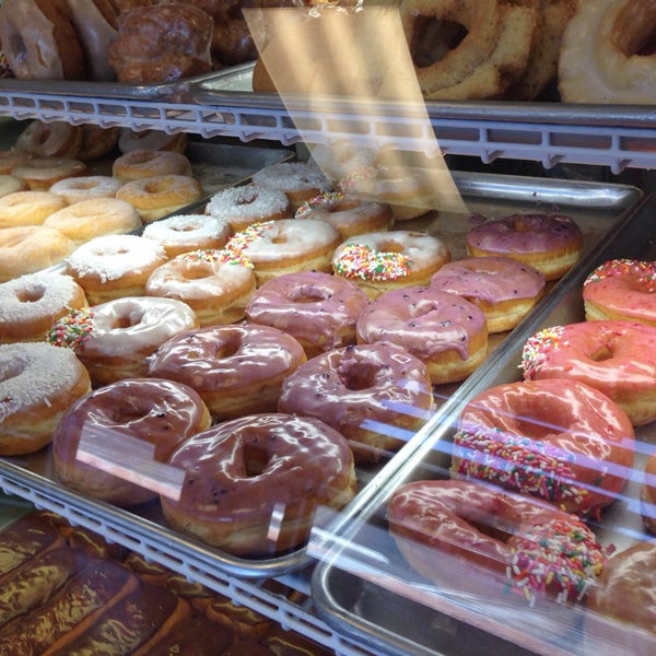 Photos at Dee's Donuts - Centennial Hills - Las Vegas, NV