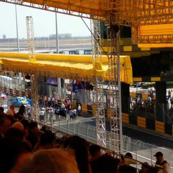 Photos at Macau Grand Prix Track 澳門格蘭披治大賽車賽道 - Race Track