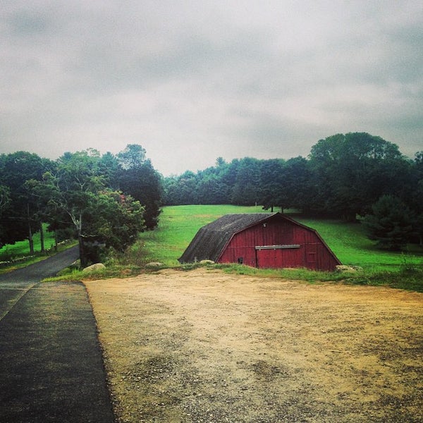 Brooklyn Country Club - Brooklyn, CT