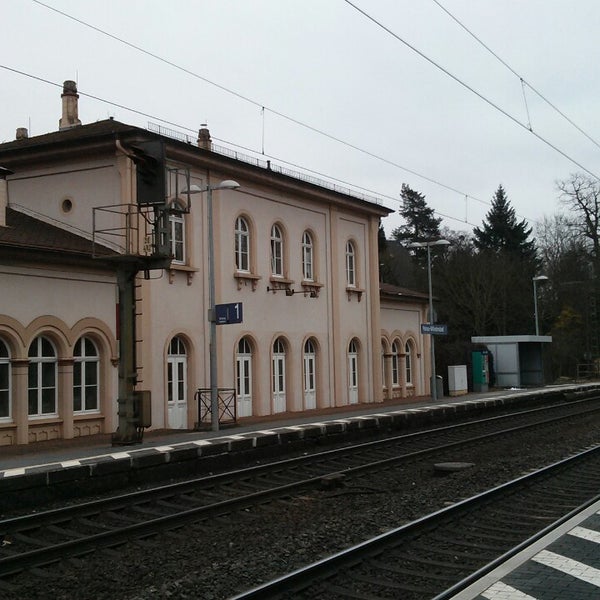 Bahnhof Hanau-Wilhelmsbad - Train Station in Hanau