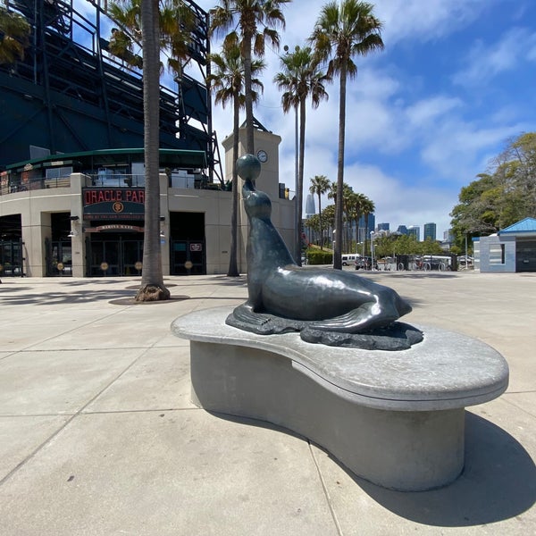 Seals Plaza - South Beach - 2 tips