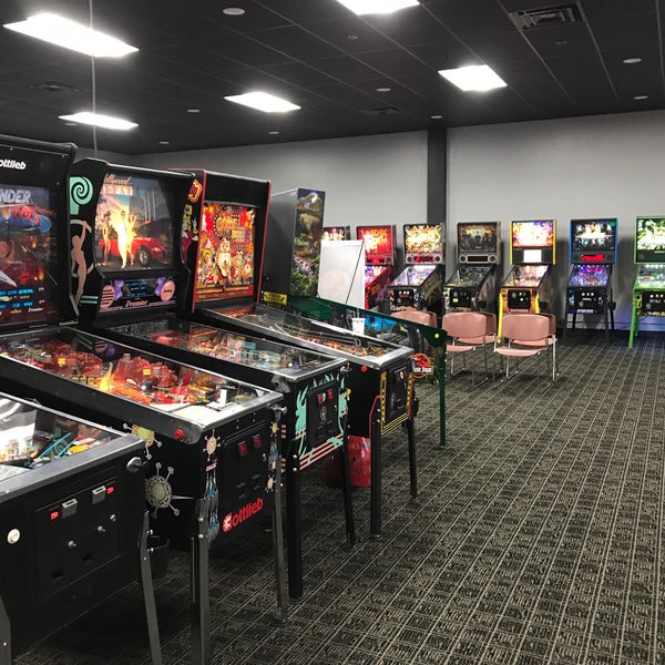 Captain's Arcade Showroom - Video Games Store in Anaheim