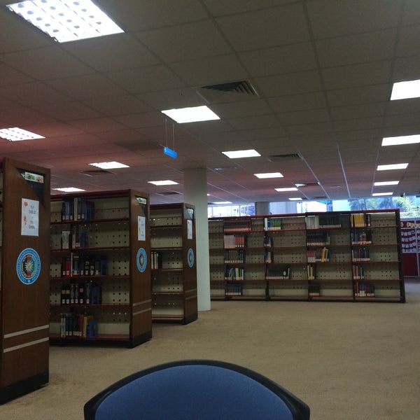 General Tun Ibrahim Library (UPNM) - Kem Perdana Sungai Besi