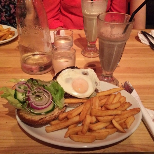 Bells Diner - New Town - 9 tips