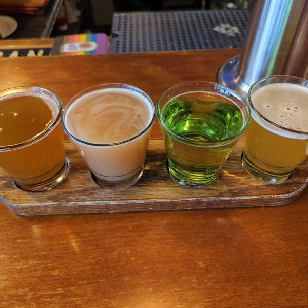 Parlor City Pub and Eatery - Pub