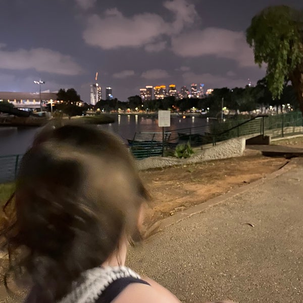 Metzitzim Beach (חוף מציצים) - תל אביב-יפו, תל אביב
