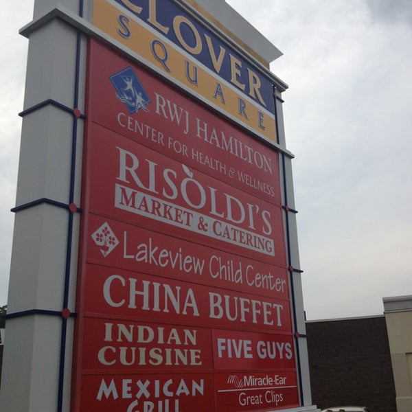 Clover Square - Shopping Mall in Hamilton