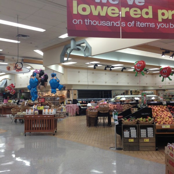 ACME Markets - Supermarket in Trenton