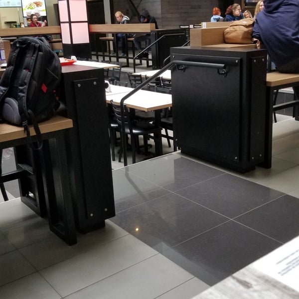 Sushi X Pyramide - Sushi Restaurant in Québec