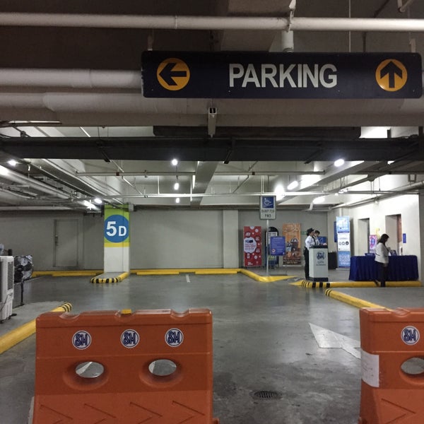 SM City Olongapo Parking - Parking