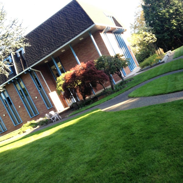 Photos at Western Seminary Portland Campus - University in Mt. Tabor